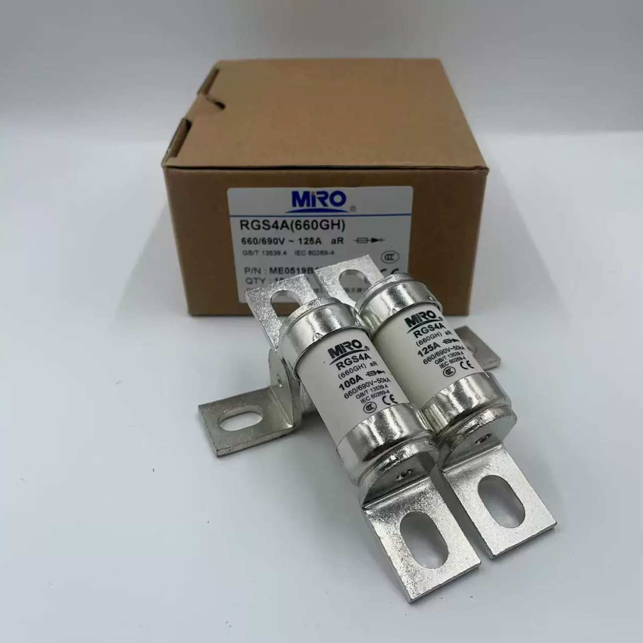 MIRO RGS4A / 660GH RGS Series High-Speed Semiconductor Fuse, 150A, 690 ...